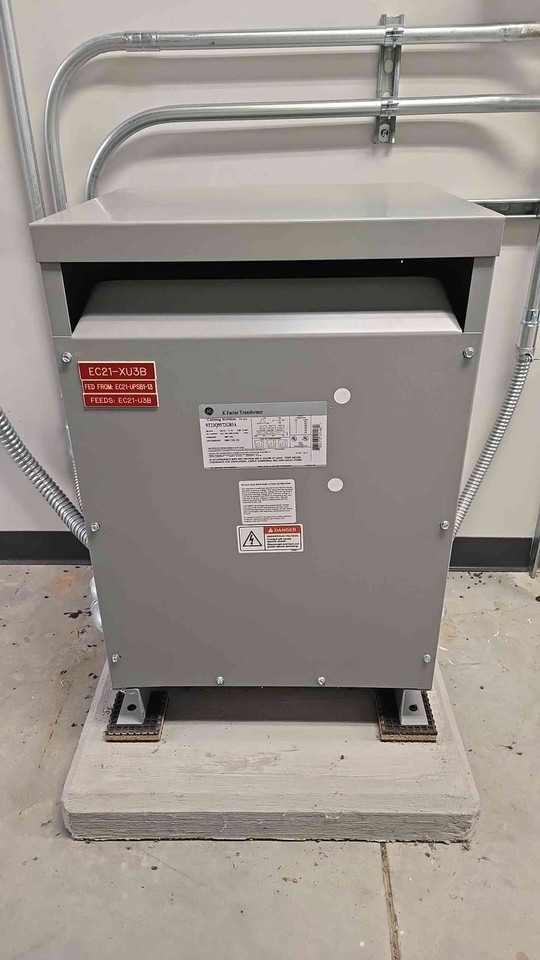 GE 30KVA Step Up / Step Down 3PH Transformer 480v x 208/120 | eBay