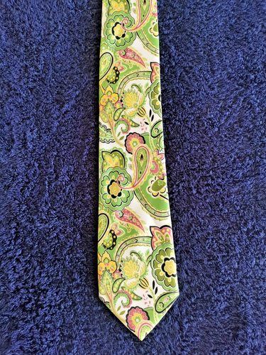100% Silk Necktie - One of many barely used silk ties I have listed ...