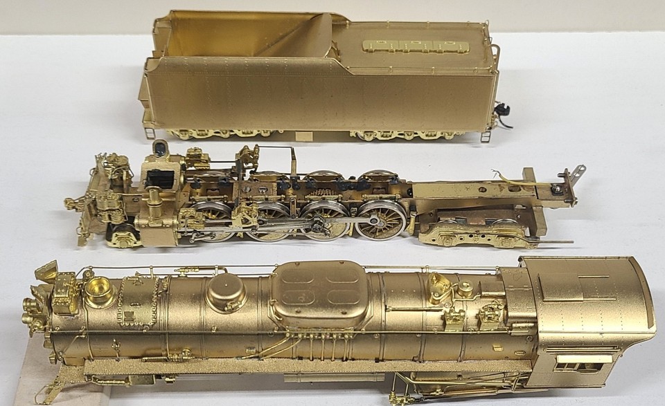 KEY IMPORTS S 2/3 CLASS, 2-8-4 BERKSHIRE NP LOCOMOTIVE w/TENDER, HO ...