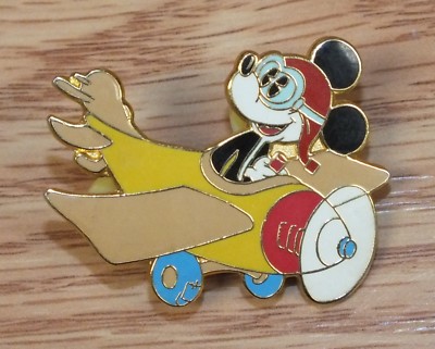 Genuine Disney Pilot Mickey Mouse in Airplane Aviator Collectible Pin ...