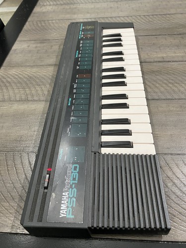 Yamaha PSS-130 PortaSound Electric Keyboard Mini Piano Synth ...