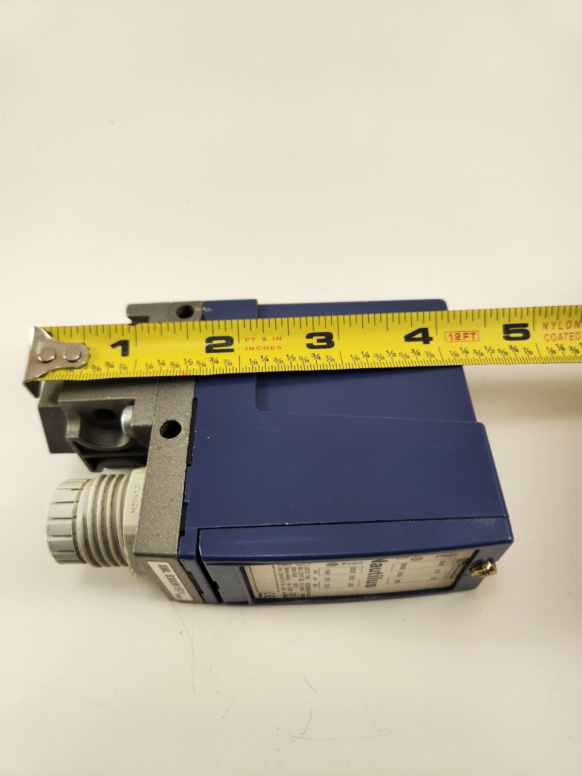 Telemecanique Nautilus pressure switch XML B300 N1S11 G 1/4 | eBay