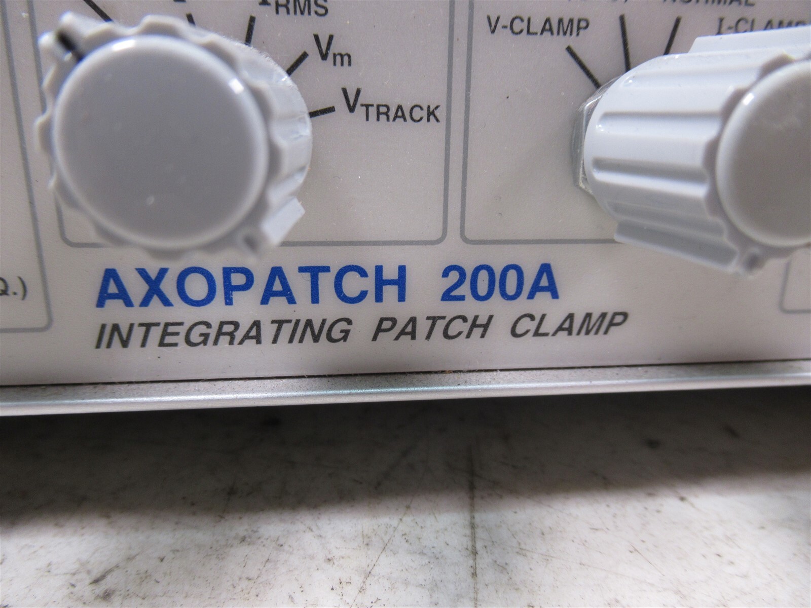 Axon Instruments Axopatch 200A Integrating Patch Clamp Lab Device Rack Mount | eBay