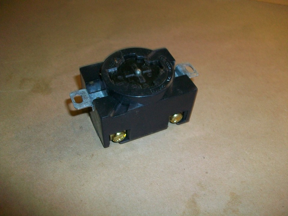 COOPER Power Lock 30amp Twist Lock 600vac WELD SOCKET | eBay