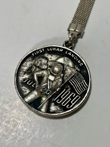 Vintage 1969 Apollo 11 First Lunar Moon Landing Medal Keychain Neil ...