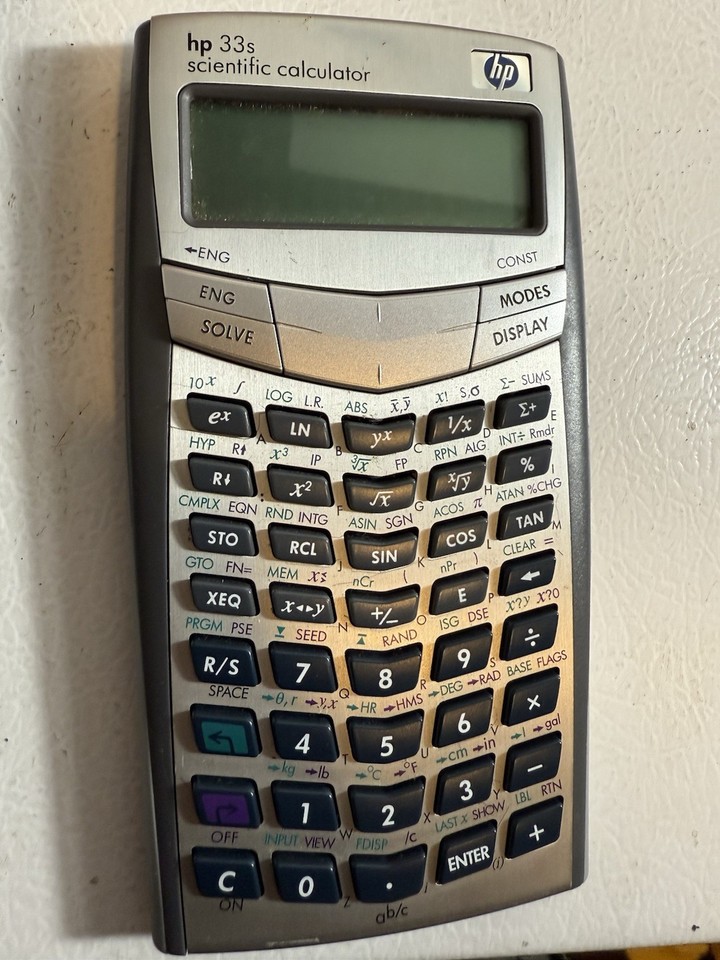 Vintage Hewlett Packard HP-33S Scientific Calculator -- READ ...