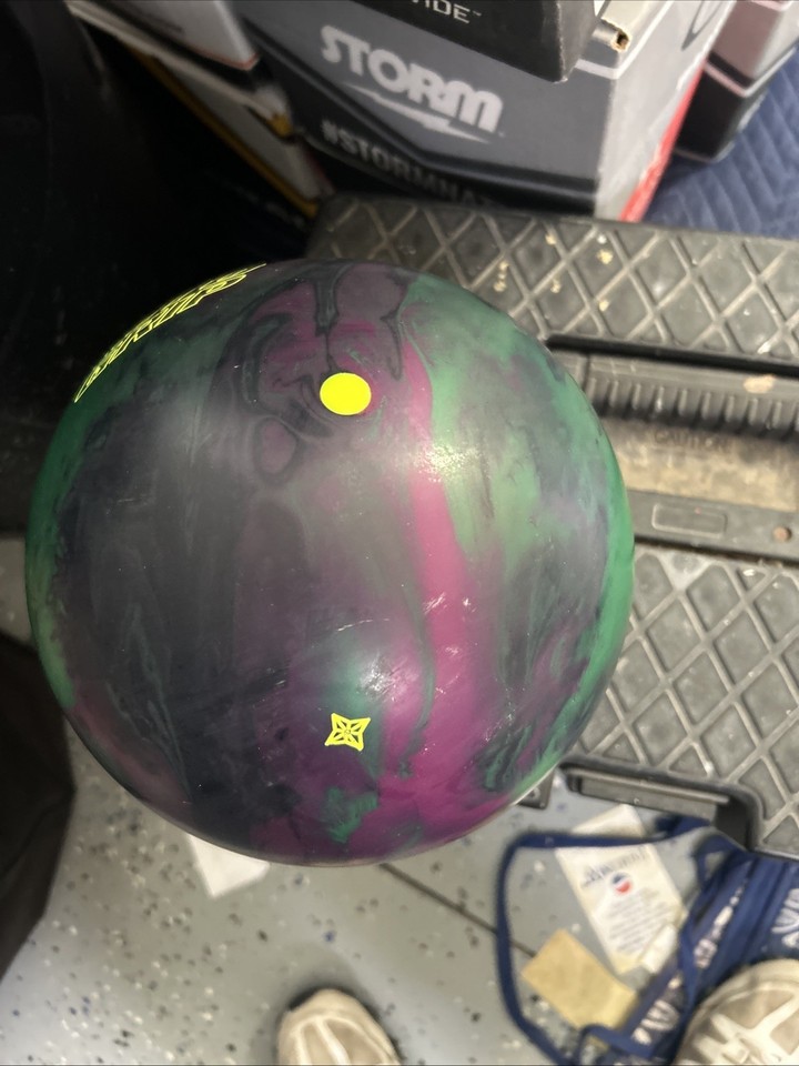 Roto Grip Winner Solid bowling ball 15 LB. 1ST QUALITY #086 | eBay