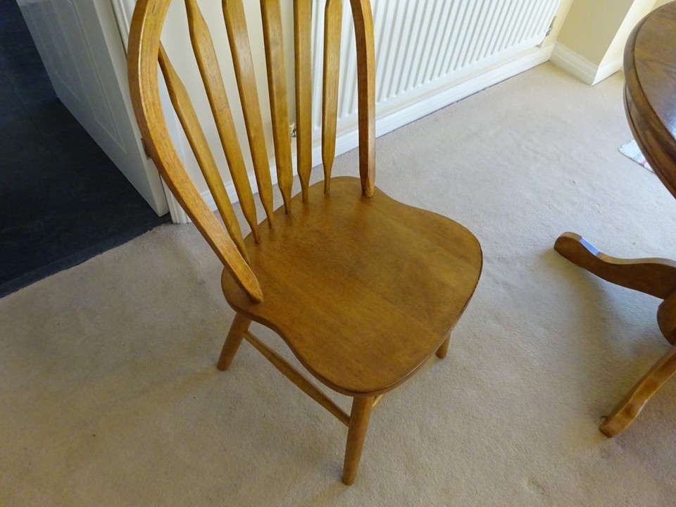 CIRCULAR EXTENDING DINING TABLE | eBay UK