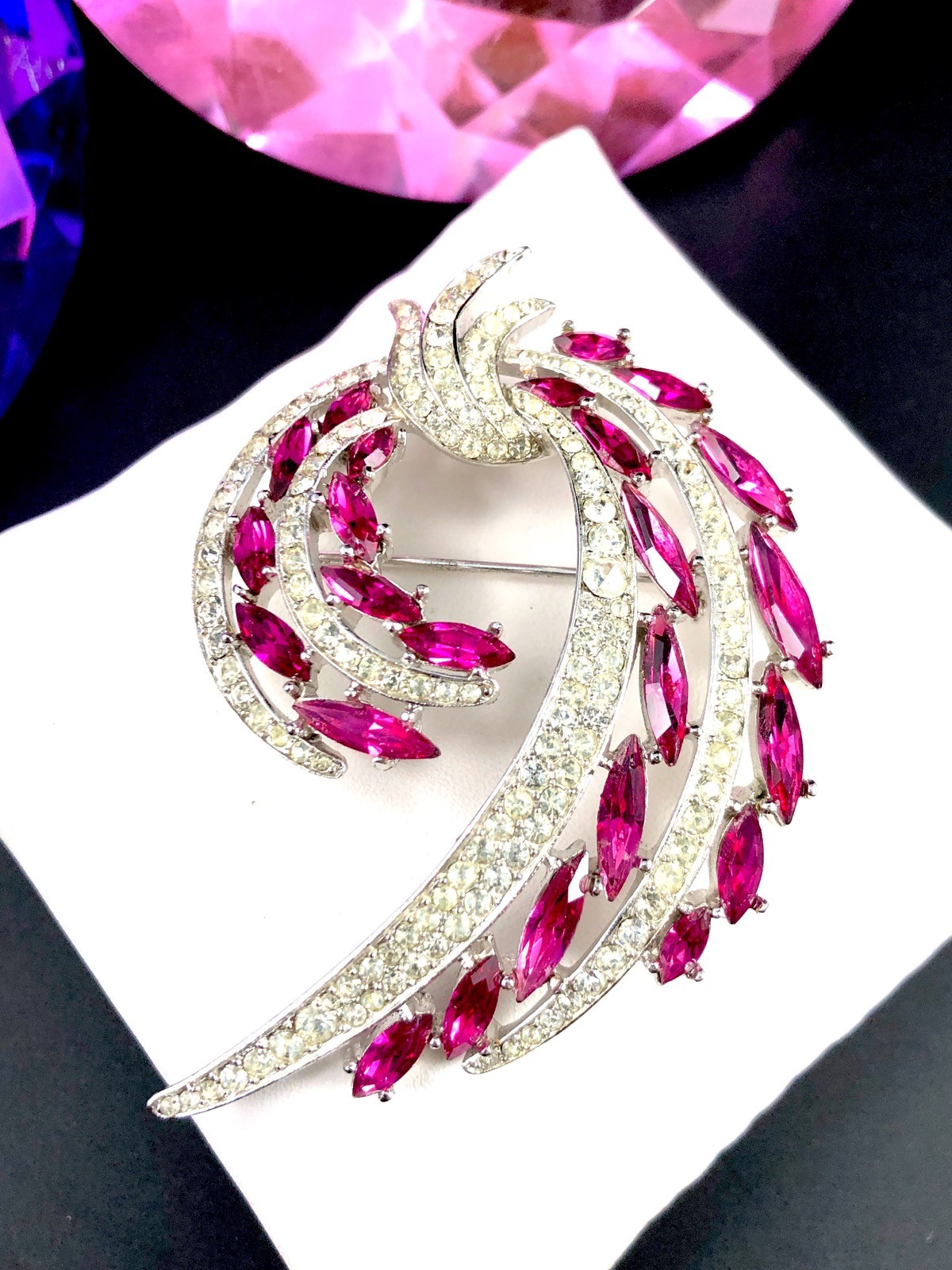 STUNNING 60'S CROWN TRIFARI RHODIUM FUCHSIA PINK NAVETTE RHINESTONE ...