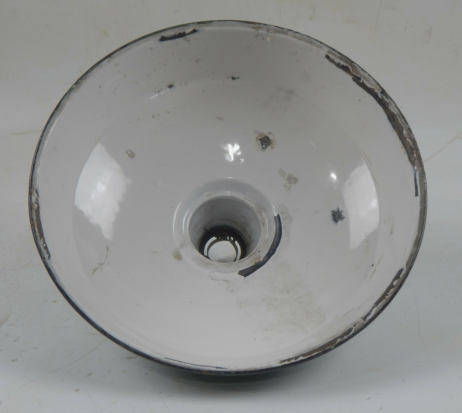 VINTAGE METAL SHOP LIGHT SHADES GREEN PORCELAIN ENAMEL D=14" GARAGE ...