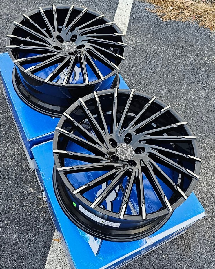 22" Inch Black Machined Tips Lexani Wraith STAGGERED 22x9 22x10 Wheels ...