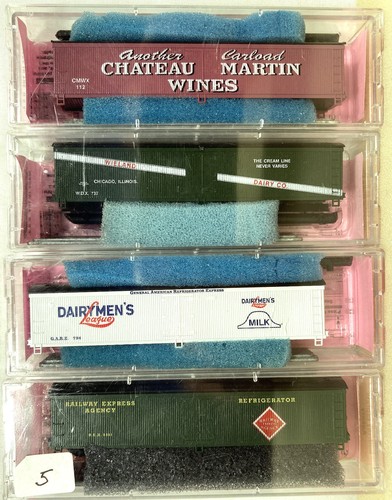 N scale 4 Roundhouse 50 ft wood-sided reefer kits A | eBay