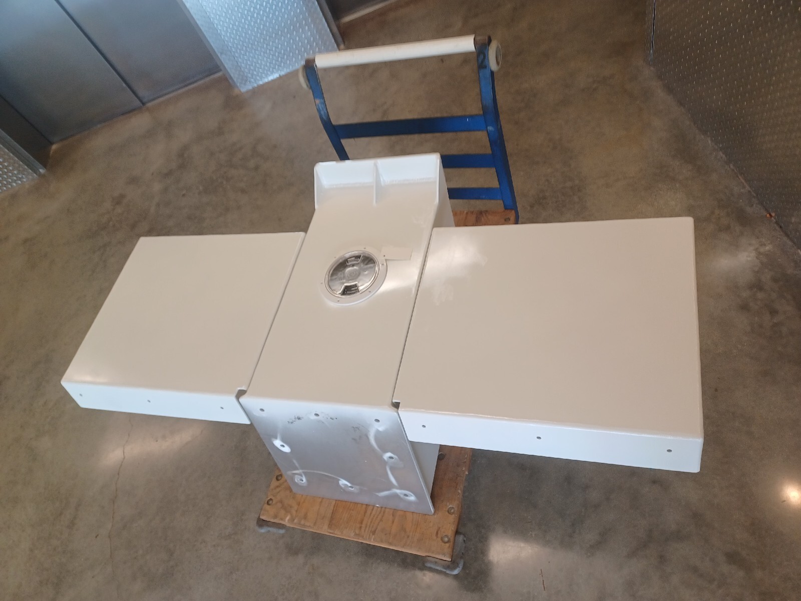 Outboard Engine Bracket With Platform Bolt-On | eBay