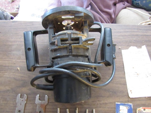 Black and Decker 1 HP Basic Router 7604 Electric for sale online | eBay