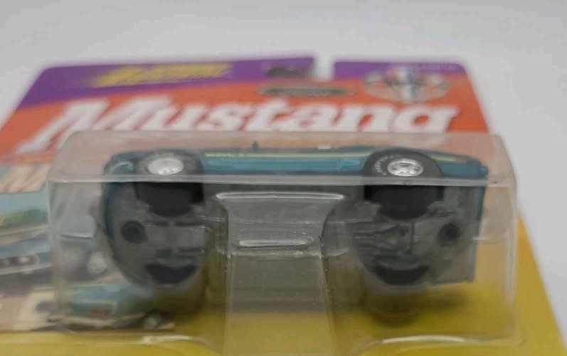 Johnny Lightning CHASE 1969 Ford Mach 1 Mustang Illustrated Car | eBay