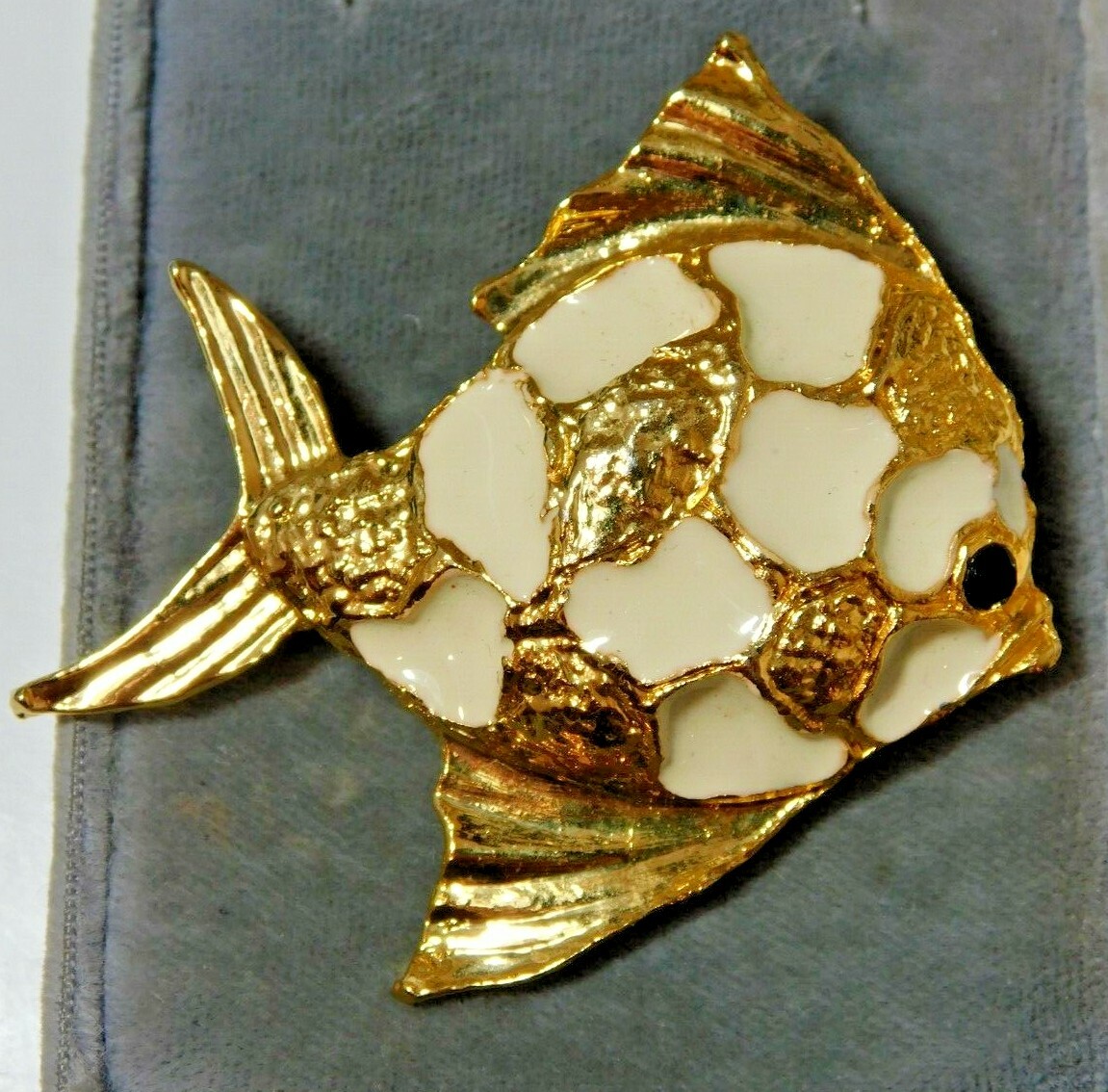 Vintage Embossed Angel Fish Black Rhinestone Cream En… - Gem