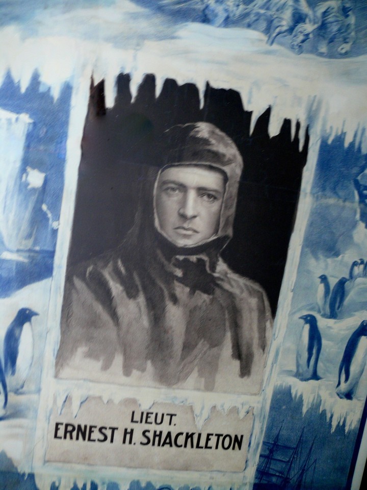 KNIGHT SIR ERNEST H SHACKLETON EXPLORER SOUTH POLE TOURING BANNER ...