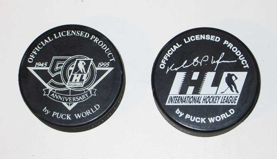Vintage 1990's Minnesota & Manitoba Moose IHL hockey pucks 2 | eBay