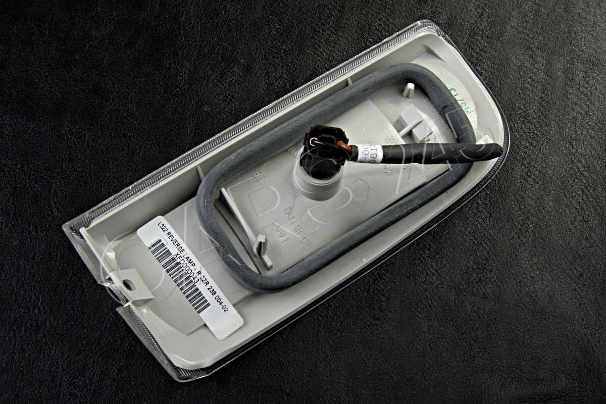 Land Rover Genuine L322 Rear Right Reverse Lamp Light Assembly ...