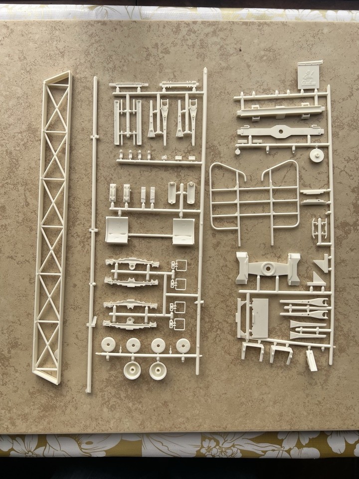 AMT Road Runner Logging Trailer Model Kit 1/25 Scale, Vintage T528 ...
