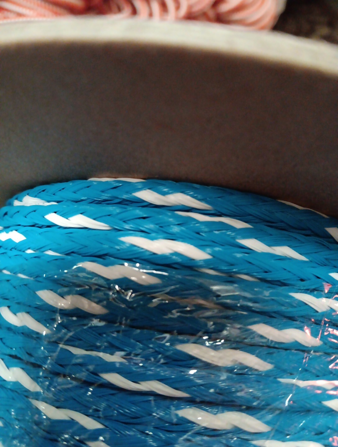 1/4 x 330 ft. spool of Hollow Braid Polypropylene Rope Hank. Blue And ...