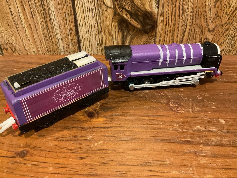 Elizabeth II 70 custom Trackmasters Thomas And Friends | eBay