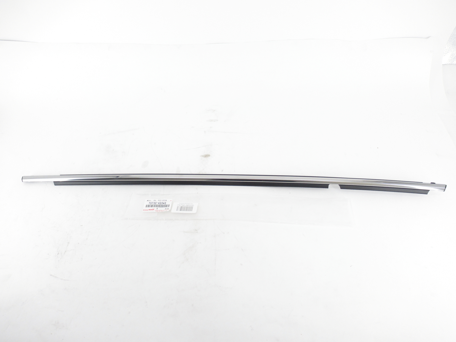 Genuine OEM Toyota 75730-0R030 Passenger Rear Window Sweep Belt Molding ...
