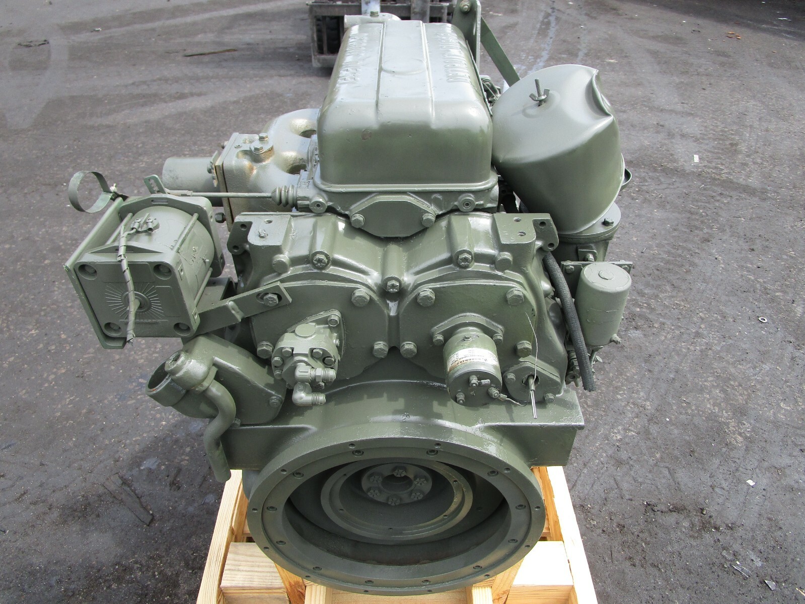 GOVERNMENT SURPLUS DETROIT 3-53 DIESEL ENGINE | eBay
