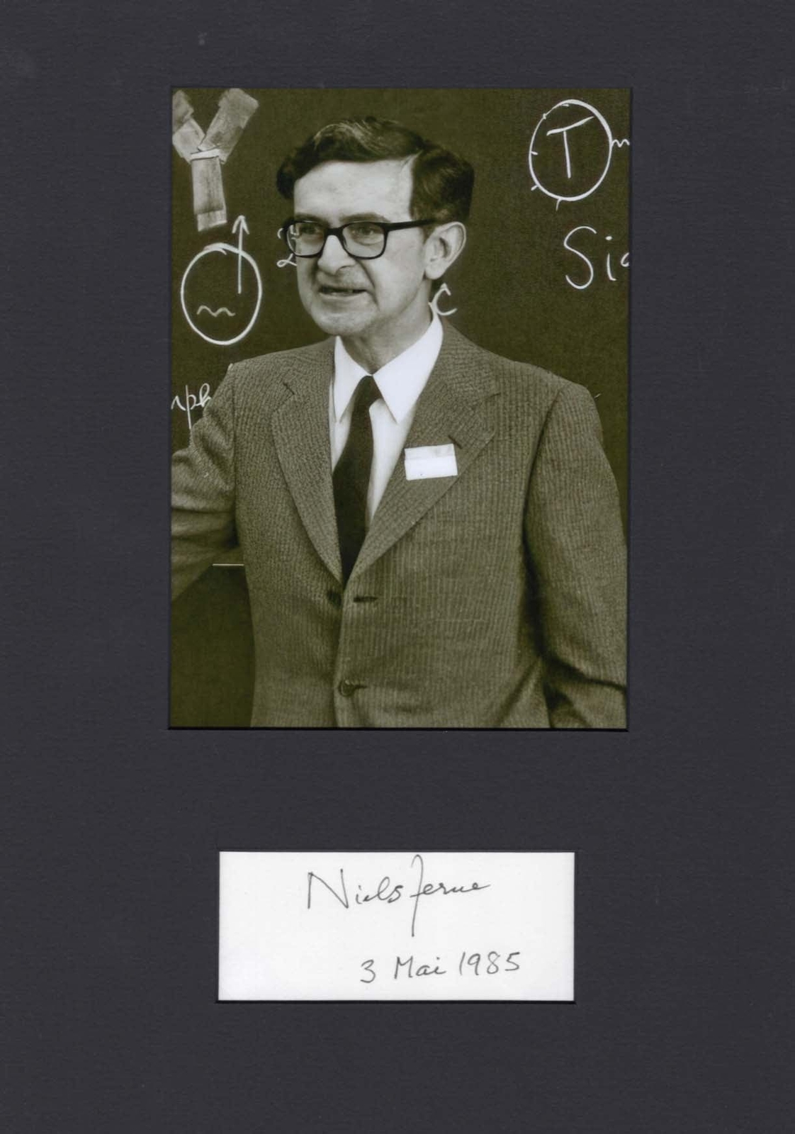 Niels Kaj Jerne Autograph | eBay
