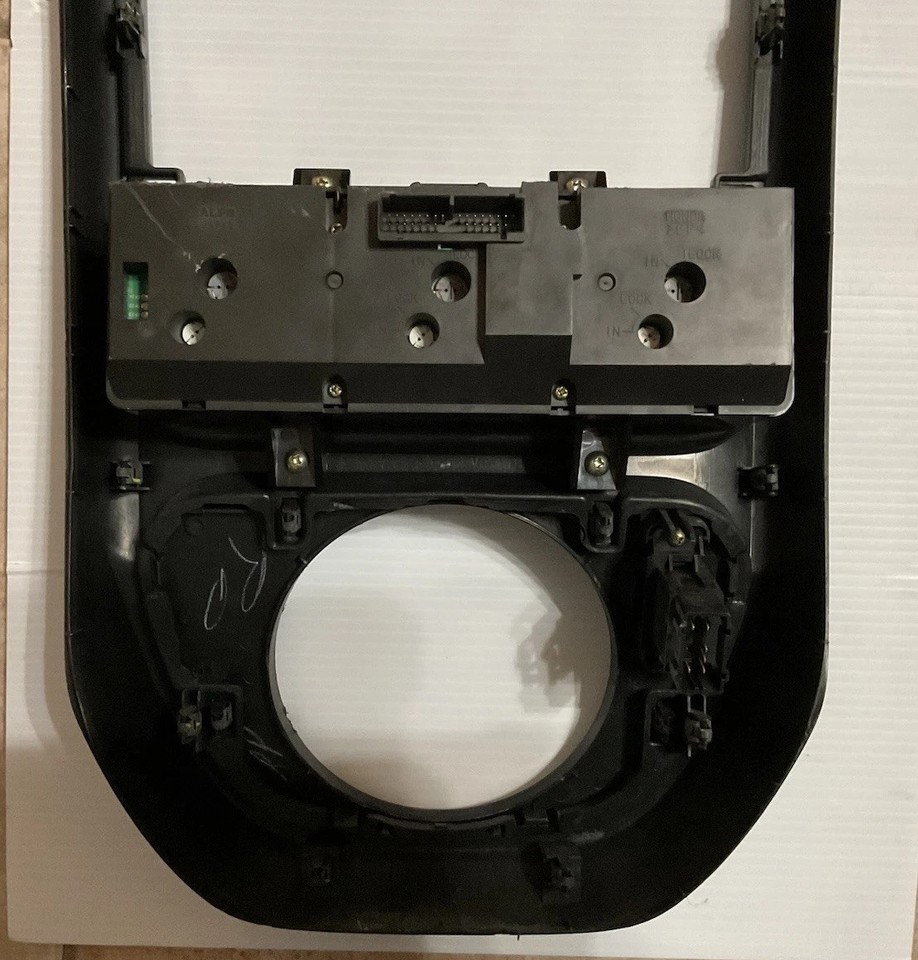 2003-2008 Honda Element Dash Radio Bezel Trim Panel Climate Control No ...