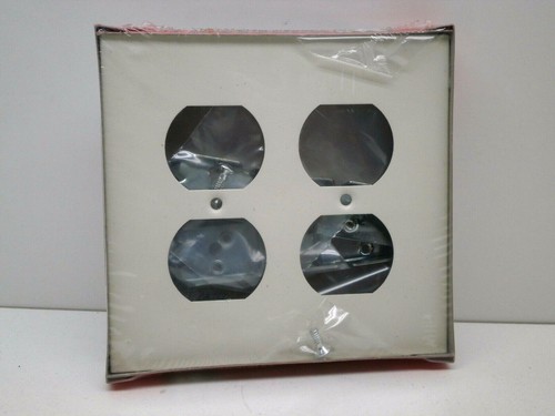 (10-Pack) Wiremold V4046B-2 Two-Gang Duplex Receptacle Device Plate ...