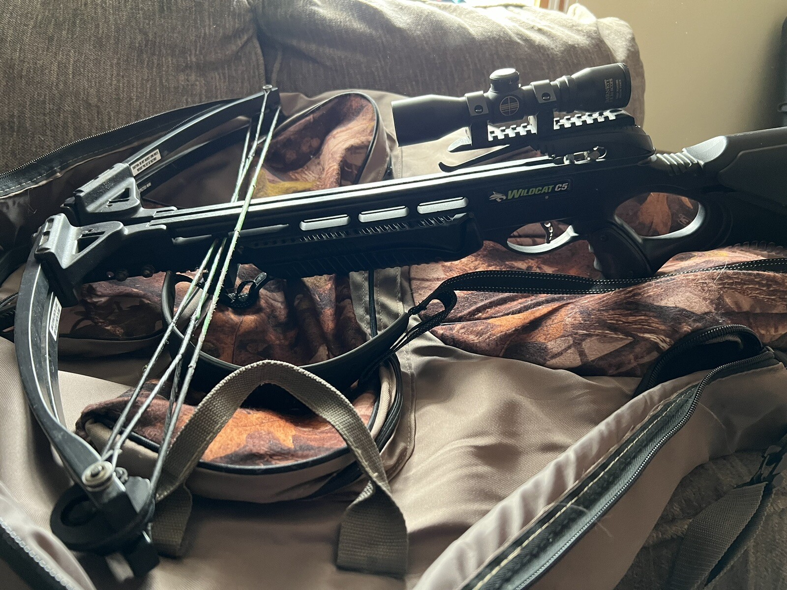 Barnett Wildcat C5 Crossbow With Scope slightly used Combo With Quiver ...