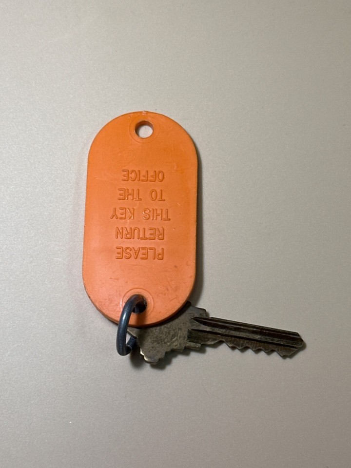 Vintage Hotel Motel Room Key Fob with Key #D 11 | eBay