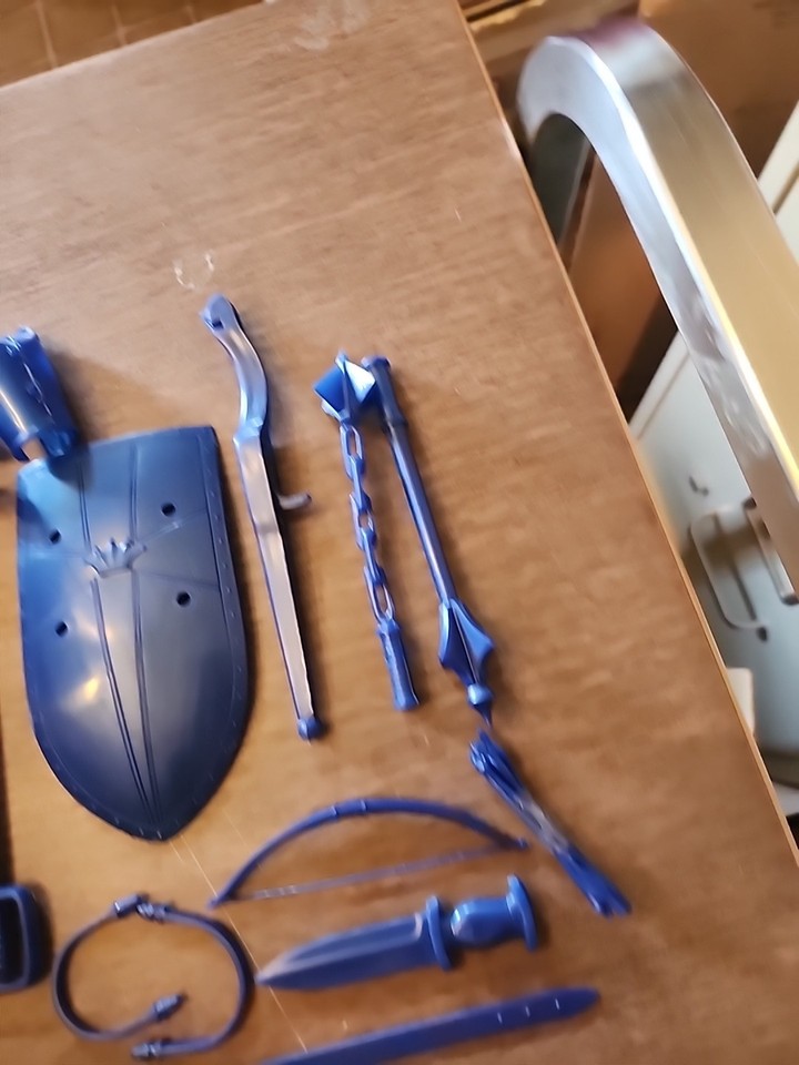 Vintage Marx Sir Stuart Silver Knight with Armor, Shield, Helmets | eBay