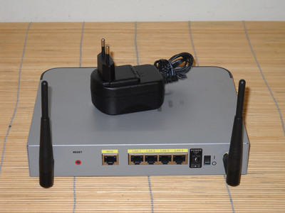 Cisco RV220W-E Wireless-N VPN Router, VLAN + 4x 10/100/1000 Switch GbE ...