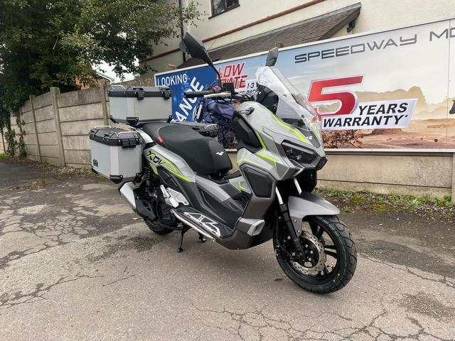 Lexmoto XDV 125cc FULL LUGGAGE VERSION adventure scooter learner legal ...