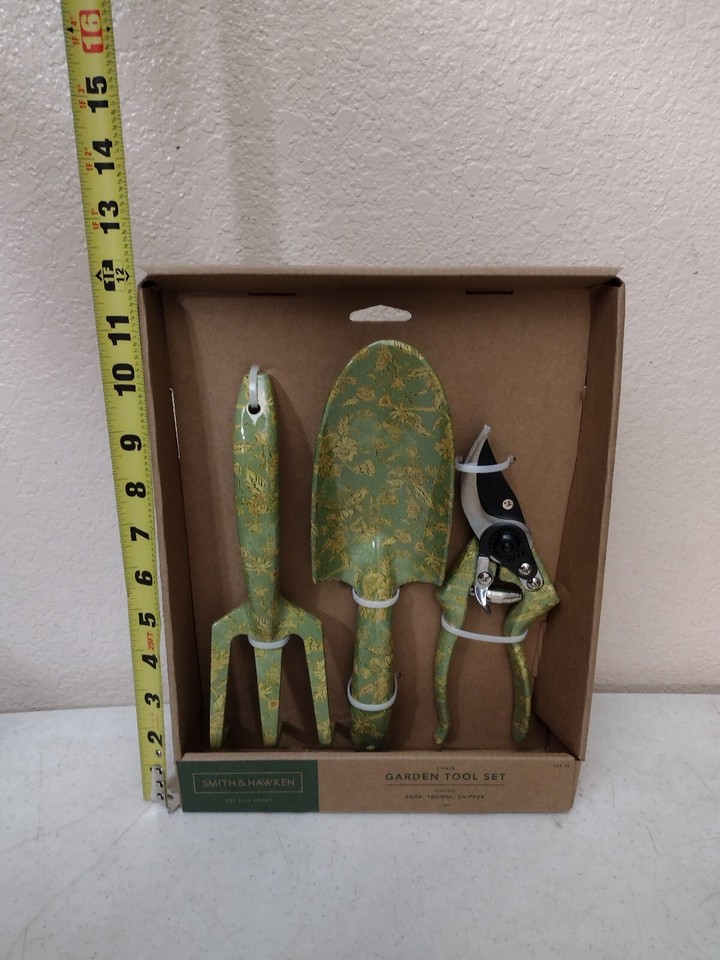 SMITH & HAWKEN GARDEN TOOL SET ALUMINUM PRUNER CULTIVATOR TROWEL GREEN ...