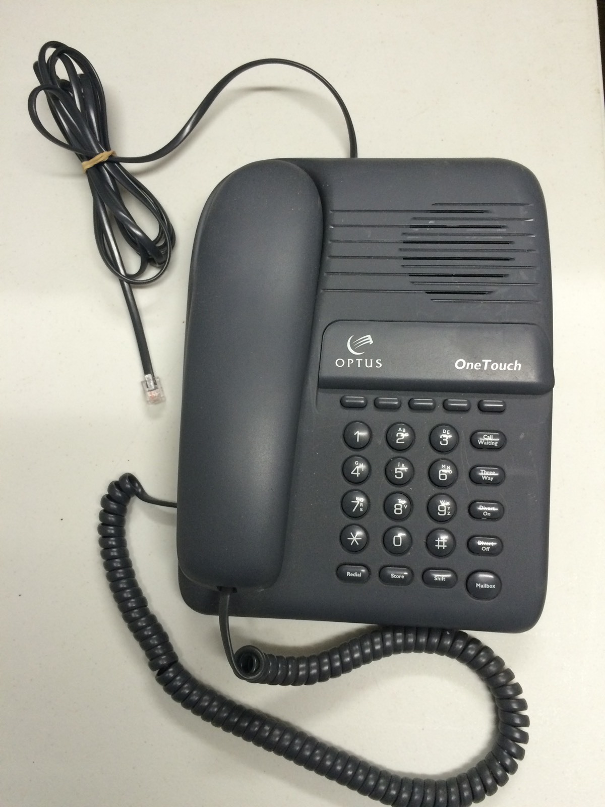 OPTUS PHONE HANDSET BRAND NEW OPTUS ONE TOUCH 200 WILL WORK ON TELSTRA ...