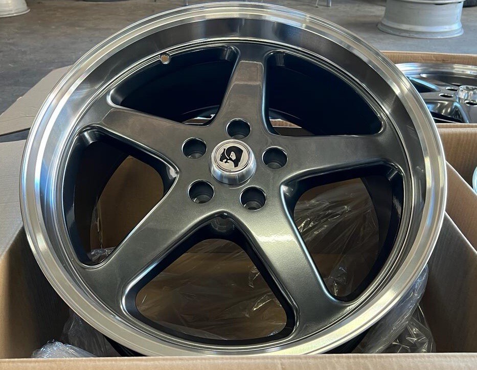 Brand New Stamped Walky Wheels , Holden Fitment Staggered 20" Gunmetal ...