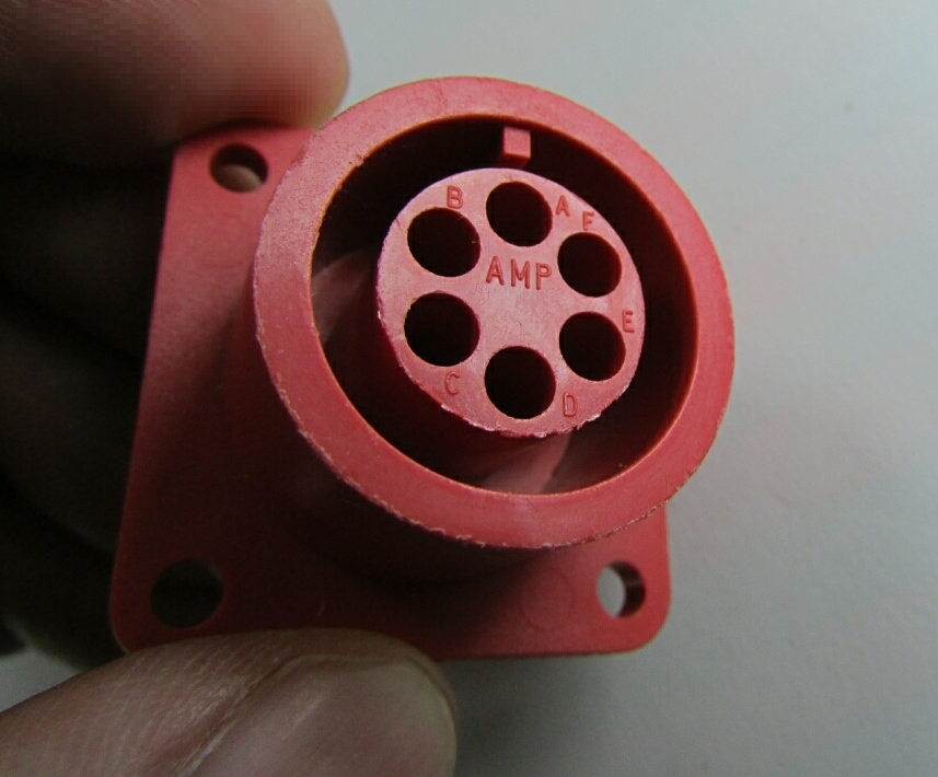 5 Tyco Amp Red 6 Position LGH High Voltage Circular Connectors 449652-1 ...