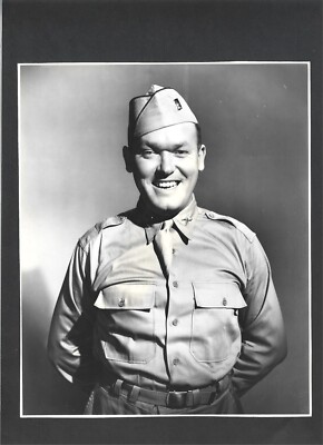 1943 VINTAGE ORIGINAL PHOTO THERE'S SOMETHING ABOUT A SOLDIER Frank ...