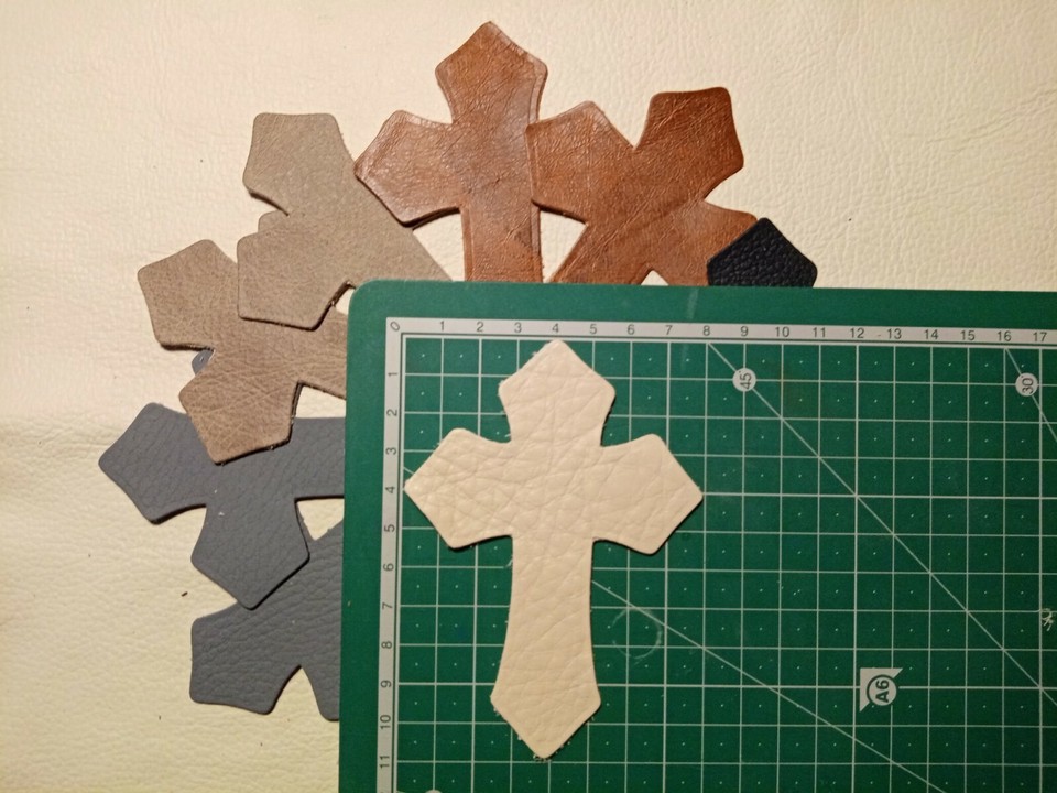 10 Leather Die Cut Crosses Patches Craft Sewing. Different colors ...