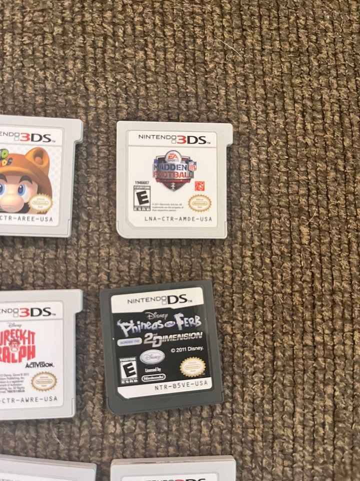 Lot of 14 nintendo ds games. 12 nintendo 3ds games and 2 nintendo ...