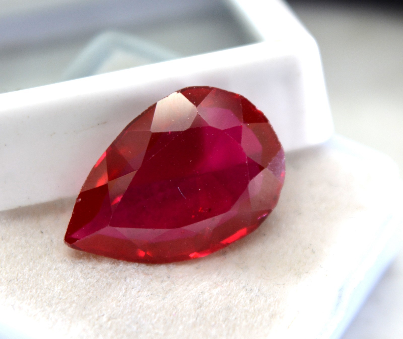 FLAWLESS AA 10.95 Ct Certified Natural Red Ruby VS Clarity Fine ...