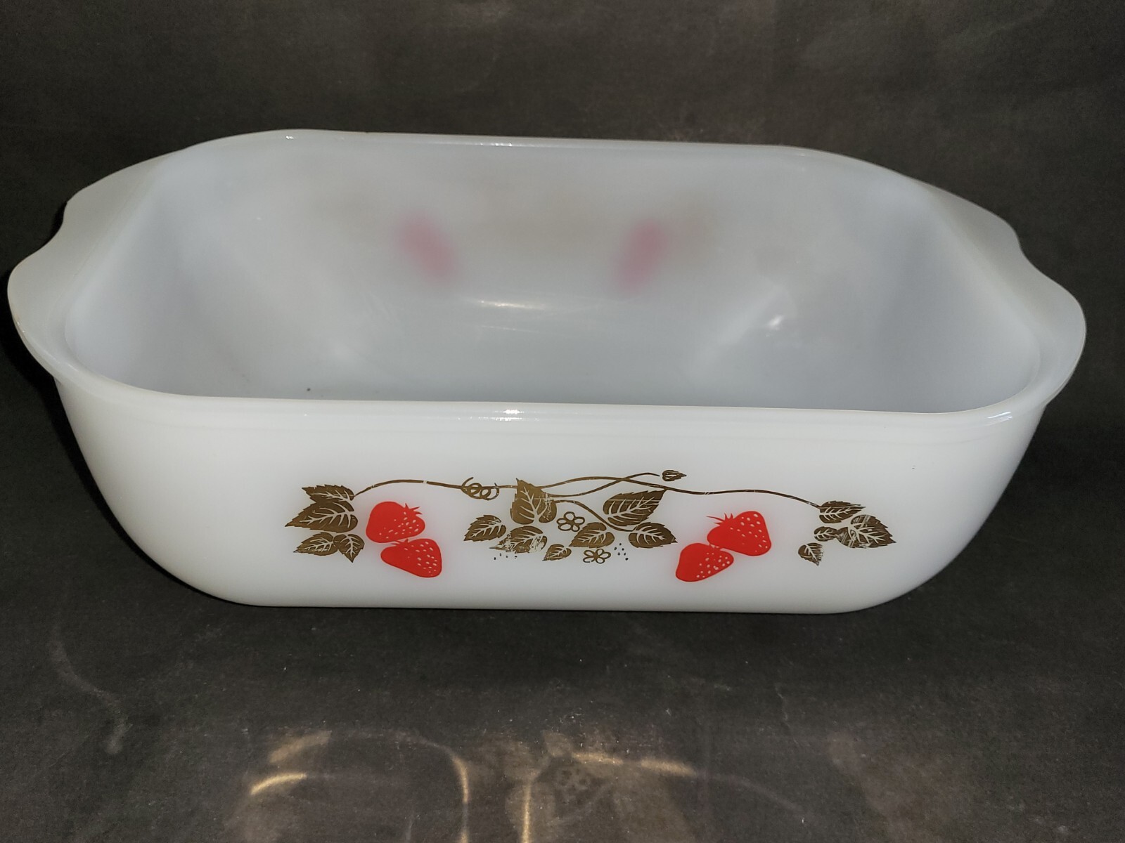 Vintage Agee Pyrex Deep Casserole Baking Dish Red Strawberry & Gold ...