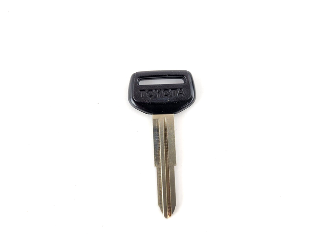 90999-00174 Toyota Key Blank 9099900174 Genuine OEM Part for sale ...