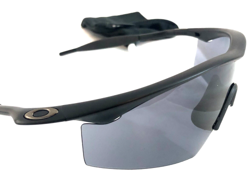RARE OAKLEY M FRAME SUNGLASSES Z87 Black Frame Gun Icons Blk Iridium ...