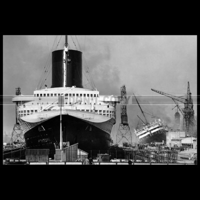 Photo B.004947 PAQUEBOTS SS NORMANDIE & SS PARIS FRENCH LINE LINER LE ...