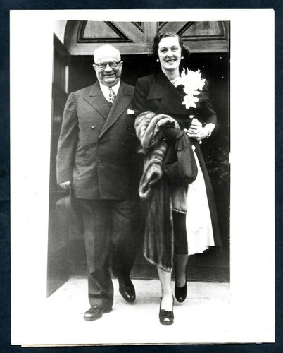 WEALTHY INDUSTRIALIST HENRY KAISER WEDS ALYCE CHESTER CALIF 1951 VTG ...