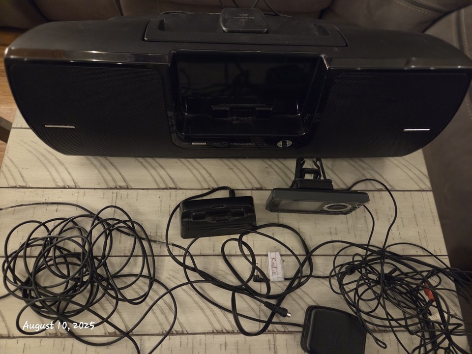 Sirius XM Satellite Radio Portable Boombox SXSD2 w/ Onyx EZ & Antenna ...